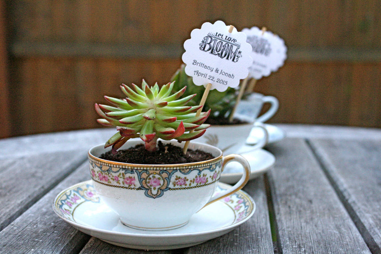 Perfect Way To Use Personalized Sparkler Tag On Wedding Day